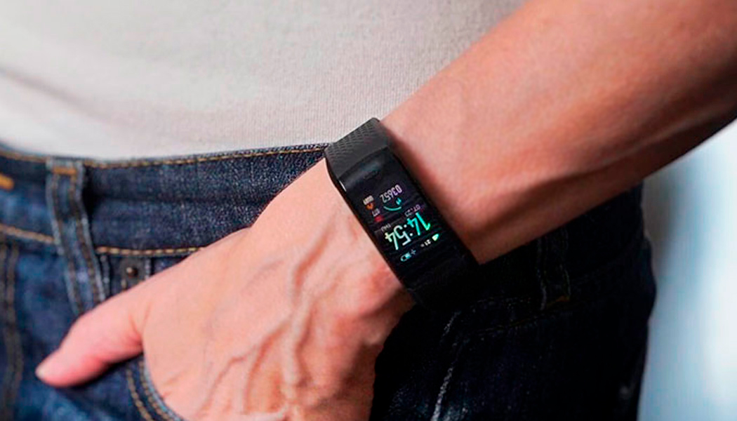 New Fitness Tracking Smartwatch